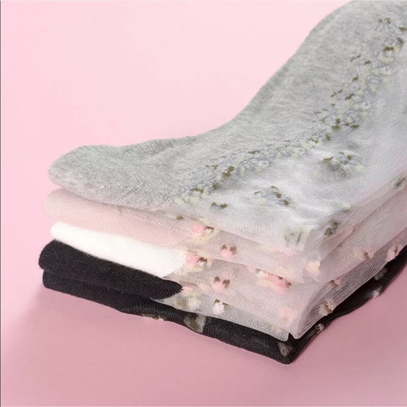 Pink Magnolia | Accessories | Nwt Transparent Flower Lace Crystal Silk ...